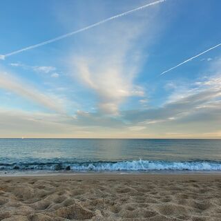 Waves Of The Mediterranean Sea - Ambient 6-Minute Soundscape | Samantha ...