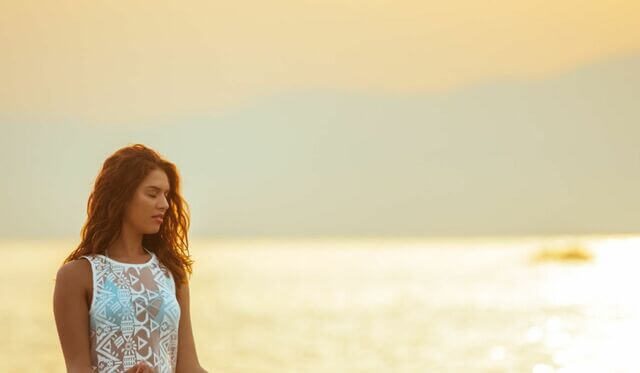 Declutter The Mind 7-Minute Meditation | Breanna - Mind Your Mindful