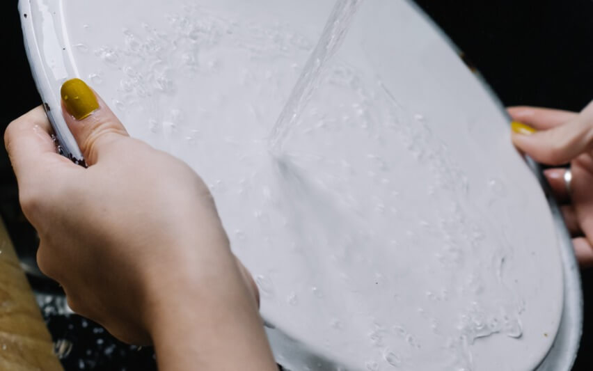 Mindful Dishwashing | Michelle Tao