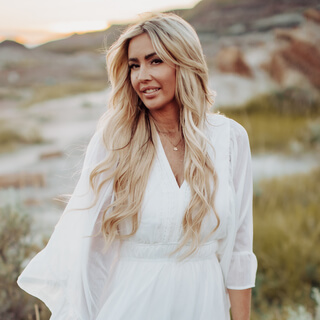 4 Minute Awareness And Commitment To Yourself | Amanda Sellers