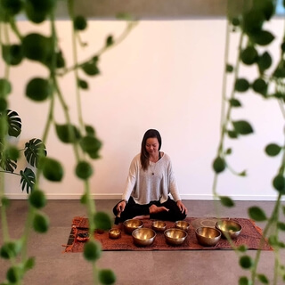 Cultivating Presence With Tibetan Singing Bowls | Elina Lim