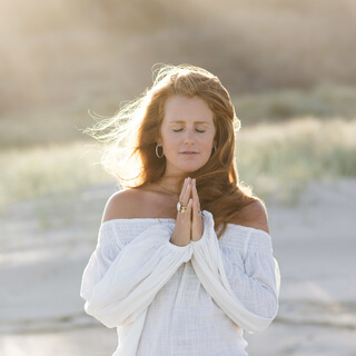 7-Minute Magic Morning Practice | Caitlin Cady | Heavily Meditated