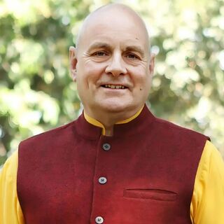 Gentle Awakening: A Body Scan For Deep Release | Lama Yeshe Rabgye